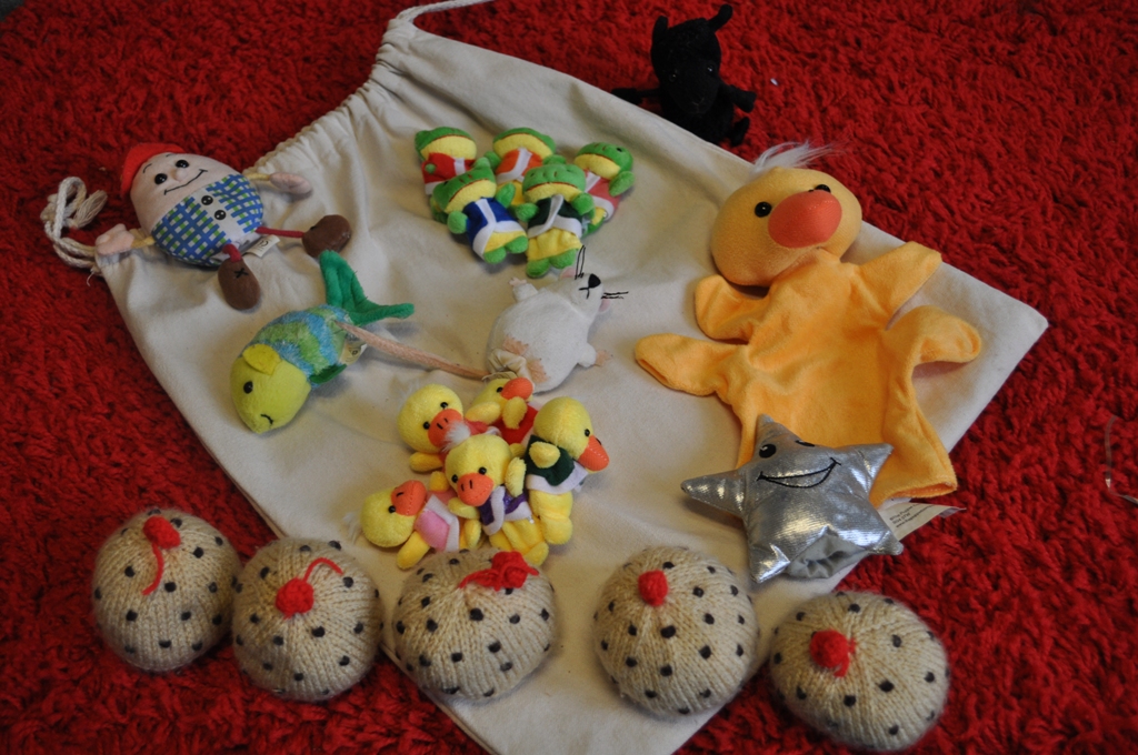 Creating A Nursery Rhyme Sack For All Ages Early Years Careers creating-a-nursery-rhyme-sack-for-all-ages-early-years-careers