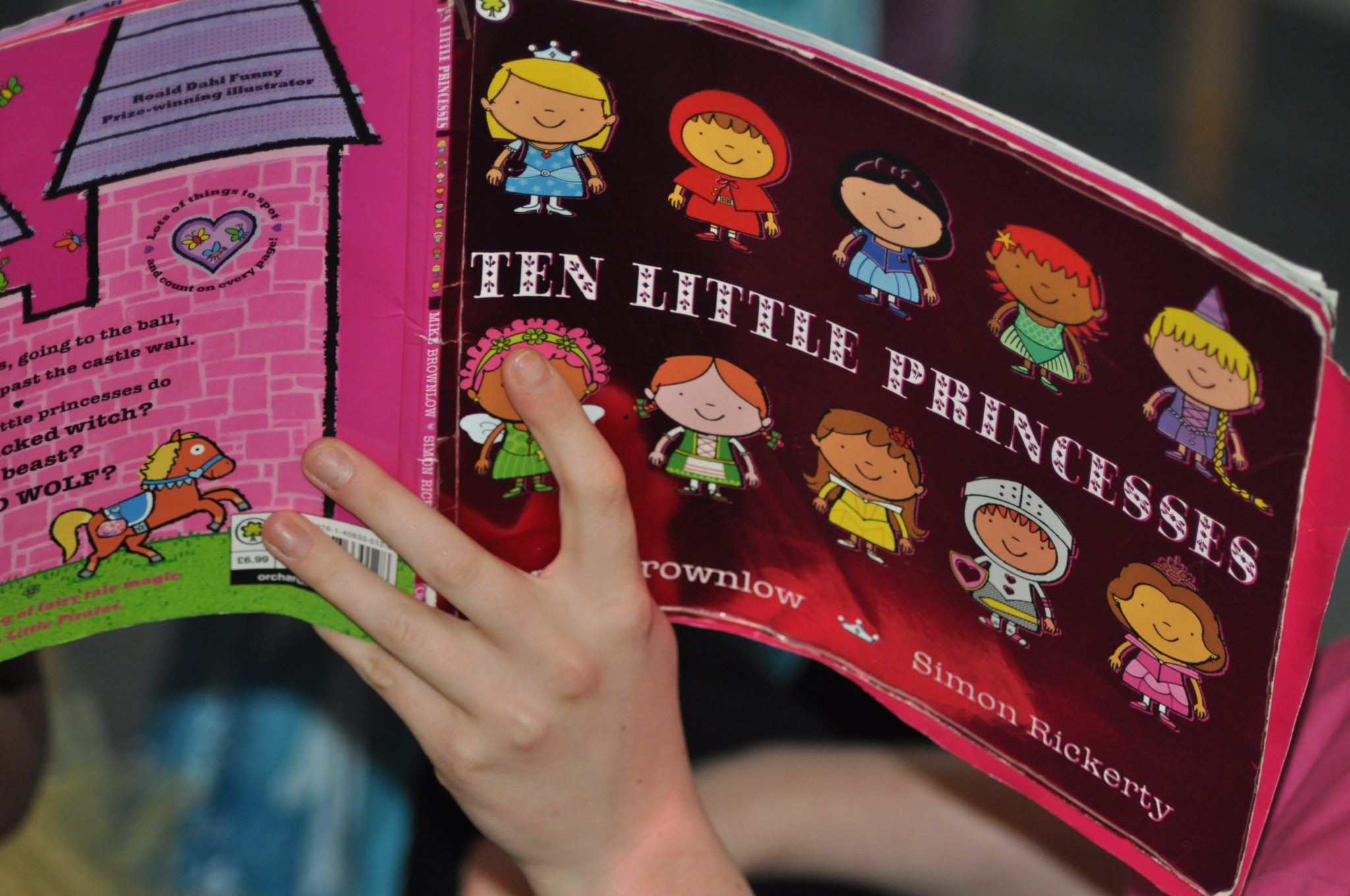 The Importance Of Sharing Stories With Children - Early Years Careers